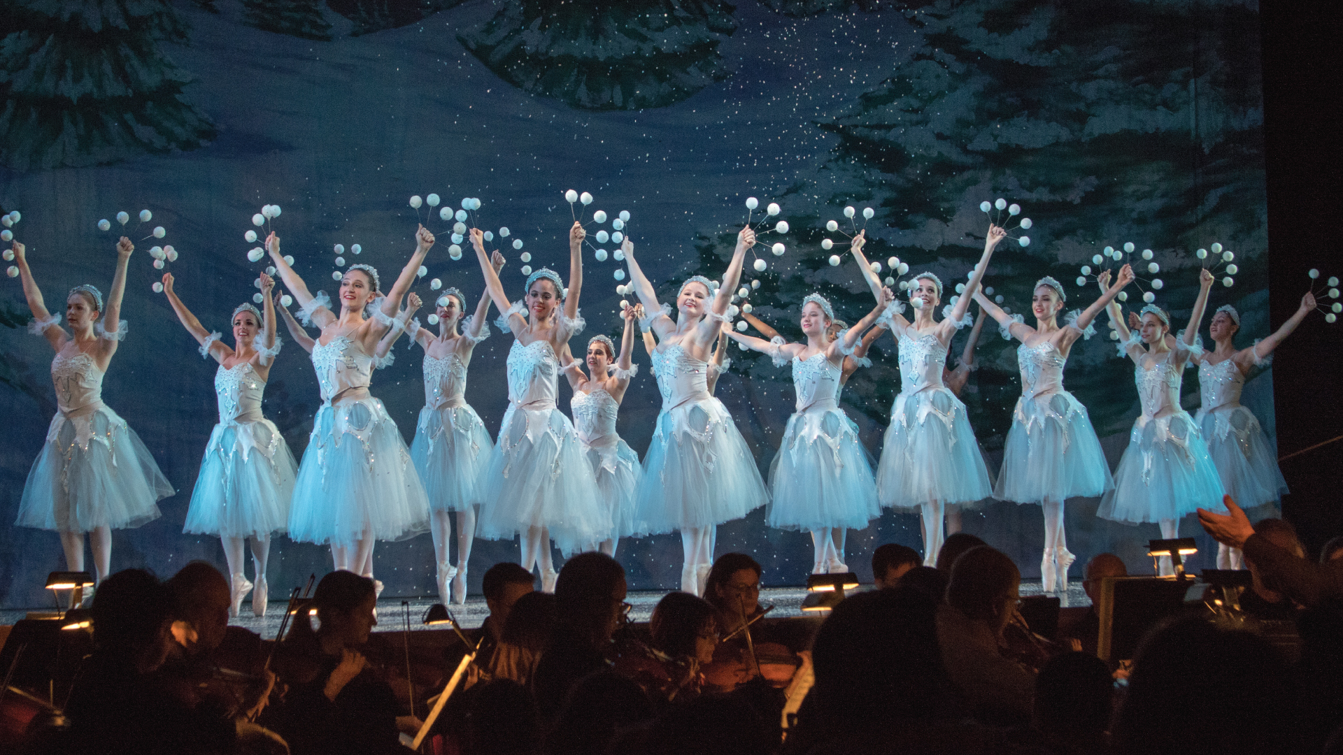 Repertory Dance Theatre’s NUTCRACKER | Miller Symphony Hall